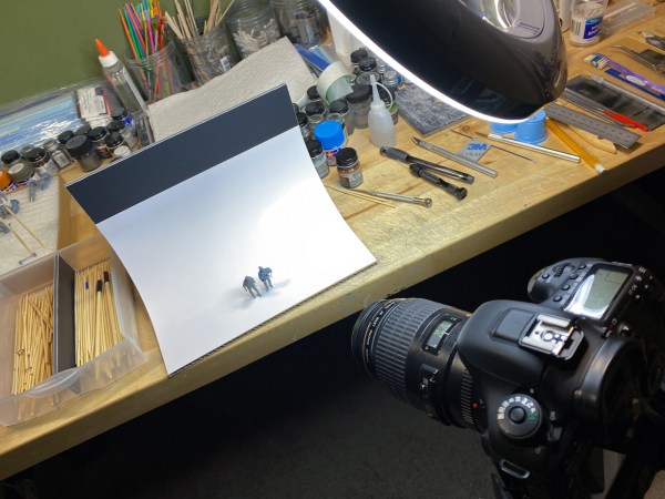 Quick & easy seamless desktop photo backdrop – An Adventure in Awesome