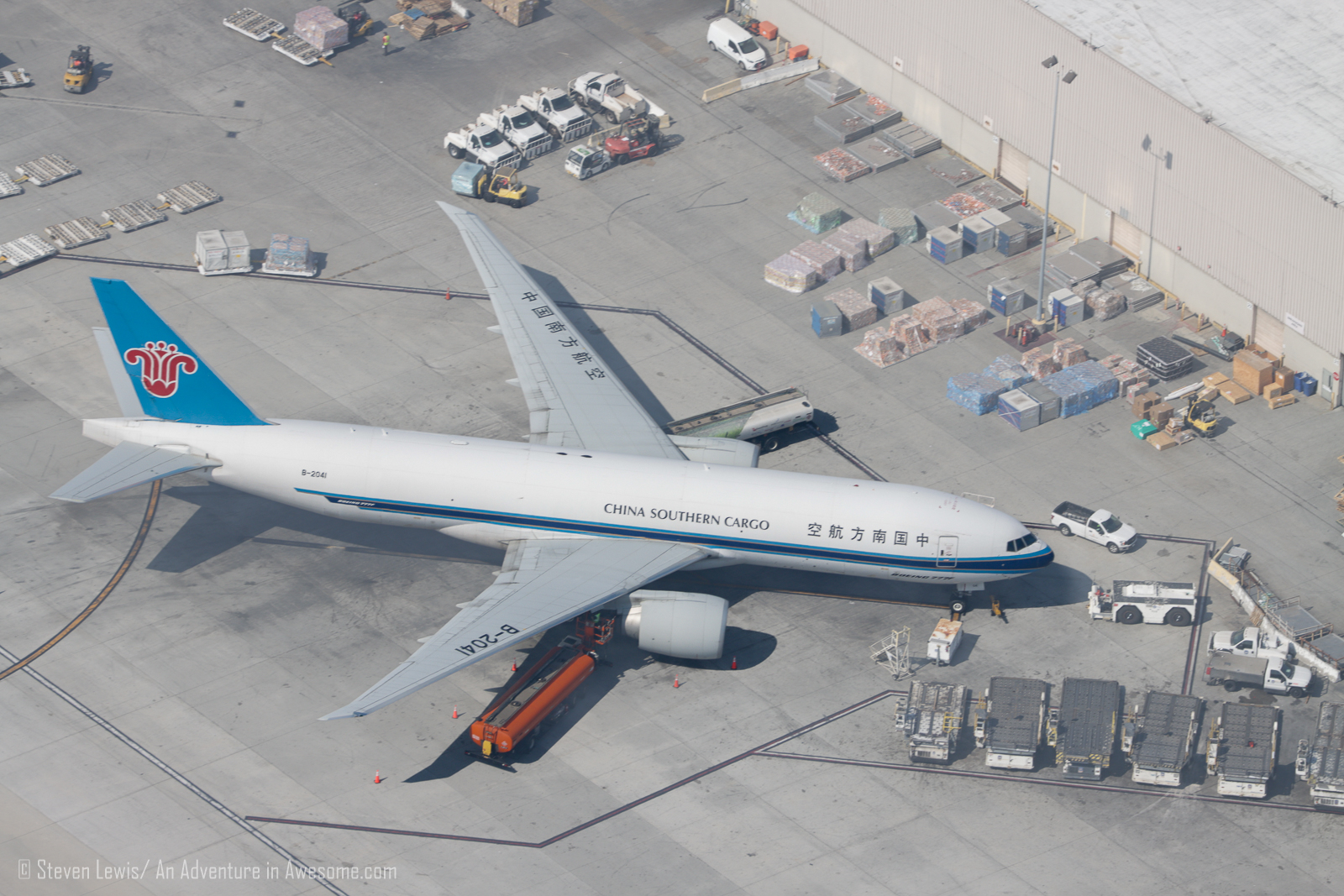 “Over the Runways: Photographing LAX from the Heavens” Part: two